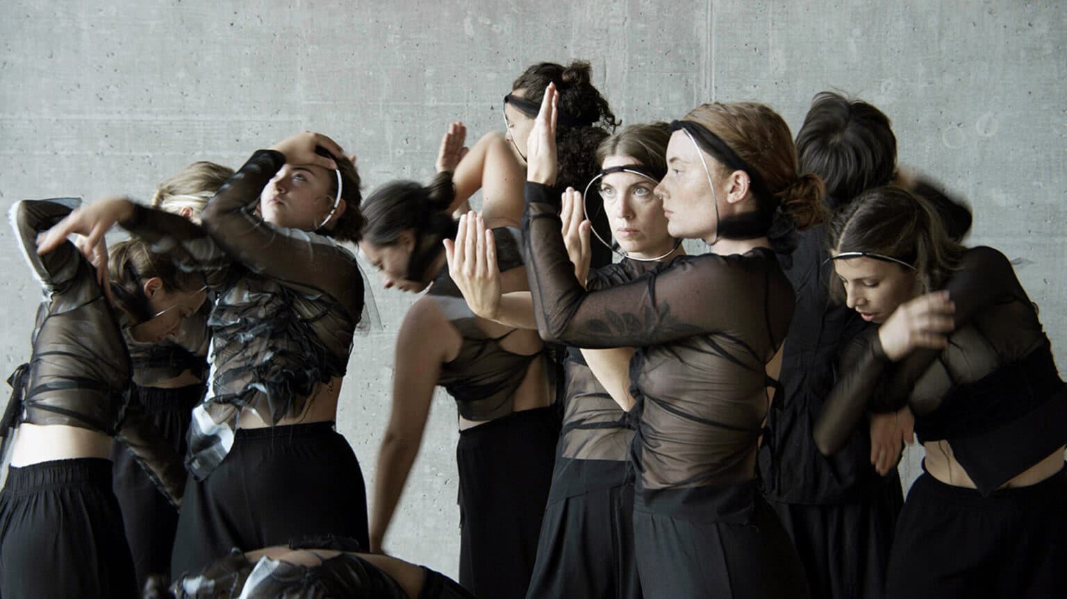 URÐ | TANZAHOi International Festival for Dance